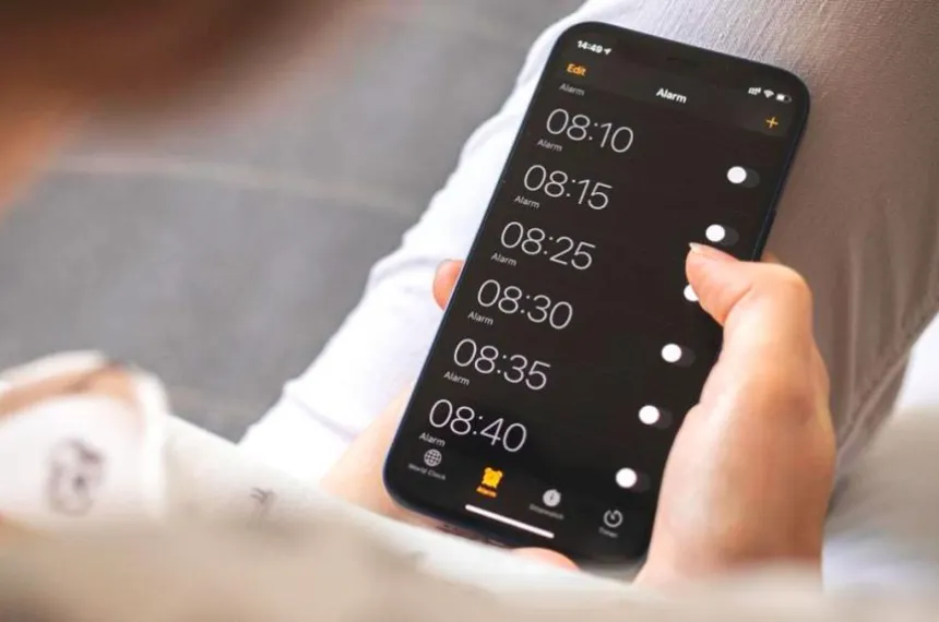 Cinco minutos más: cómo posponer la alarma afecta tu bienestar :: El ...