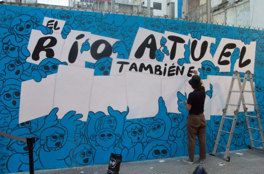 Pataleo mendocino por las pintadas sobre el Atuel en el centro porteño ...